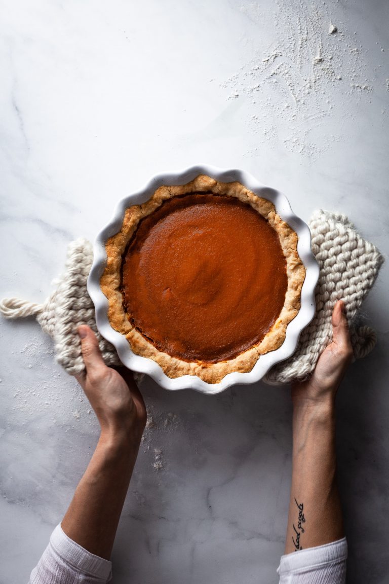 Easy Vegan Pumpkin Pie (Deep Dish) - The Simple Green
