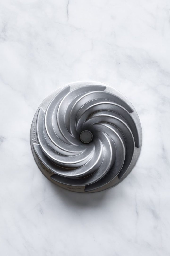 How to Use a Bundt Pan | 8 Essential Tips - The Simple Green